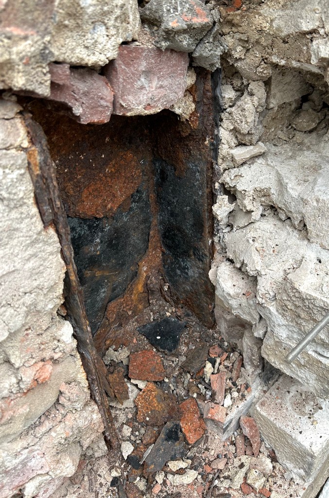 Failure Portrait: Crushing – Old Structures Engineering